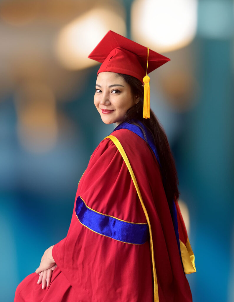 Bachelor’s Gown – European International University – Study Anytime ...